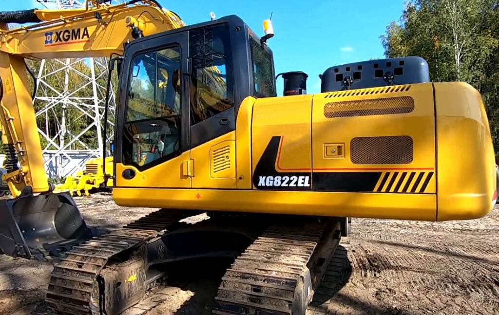 Китайский гусеничный экскаватор XGMA XG822EL купить